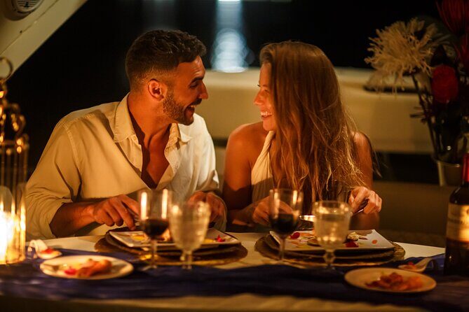 Private 3 hours Romantic Tulum Dinner in 58´Yacht Azimut - What the Experience Looks Like