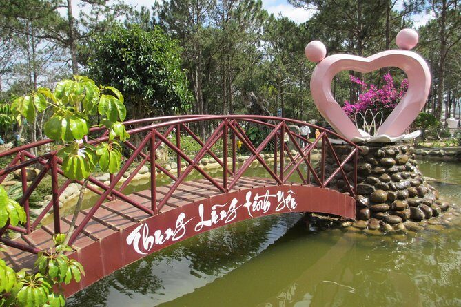 Private 3days 2 nights Da lat flower paradies from Saigon - The Journey Begins: From Ho Chi Minh City to Dalat