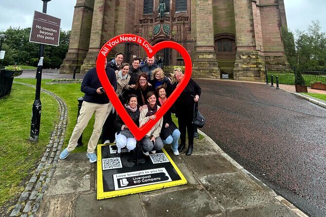 Private 4 hour bus tour: Beer, Views, History & Football in one - Introduction to the Liverpool Experience