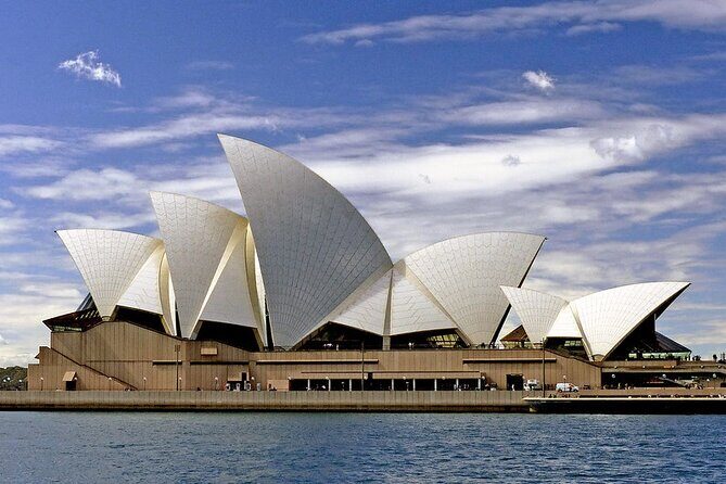 Private 4-hour city tour of Sydney with Hotel pick up and drop off - The Sum Up