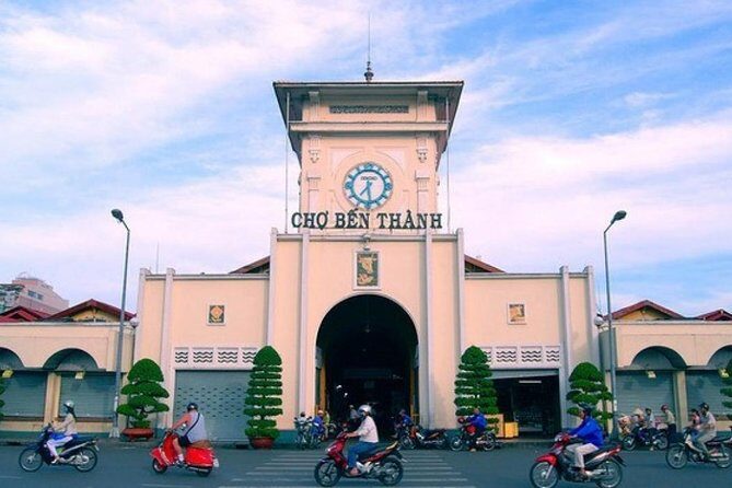 Private 4-Hour Food Tour in Ho Chi Minh City - What to Expect: A Typical Tour Day