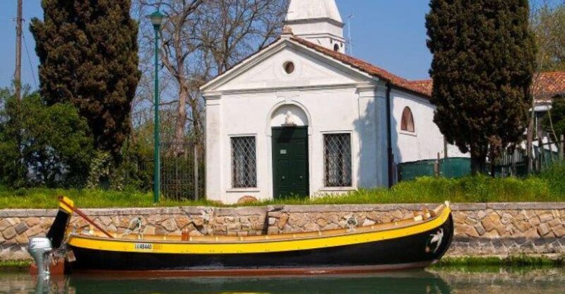 Private 4 hours North Lagoon: Traditional Venetian Boat Tour - Key Points