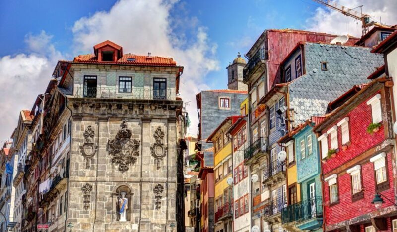 Private 4 hours tour of the "Main Monuments" in Oporto - FAQs