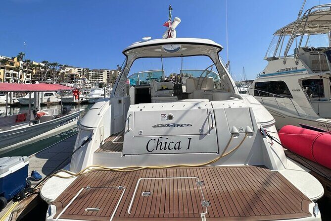 Private 42-foot luxury yacht tour in Los Cabos - The Sum Up