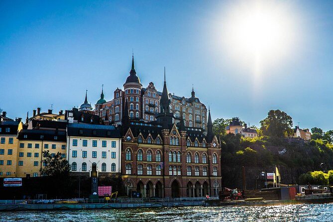 Private 4h VIP city tour by limousine car and guide in Stockholm - Transportation and Logistics