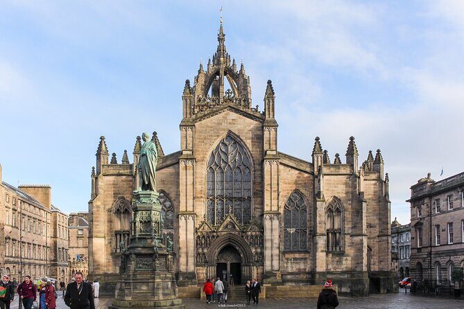 Private 4h Walking Tour in Edinburgh with Edinburgh Castle Tour - Why Consider This Tour?