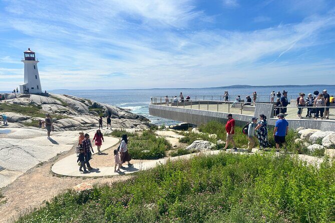 Private 5 Hour Tour to Peggys Cove and Historic Halifax - Exploring Halifax & Peggys Cove: A Close Look