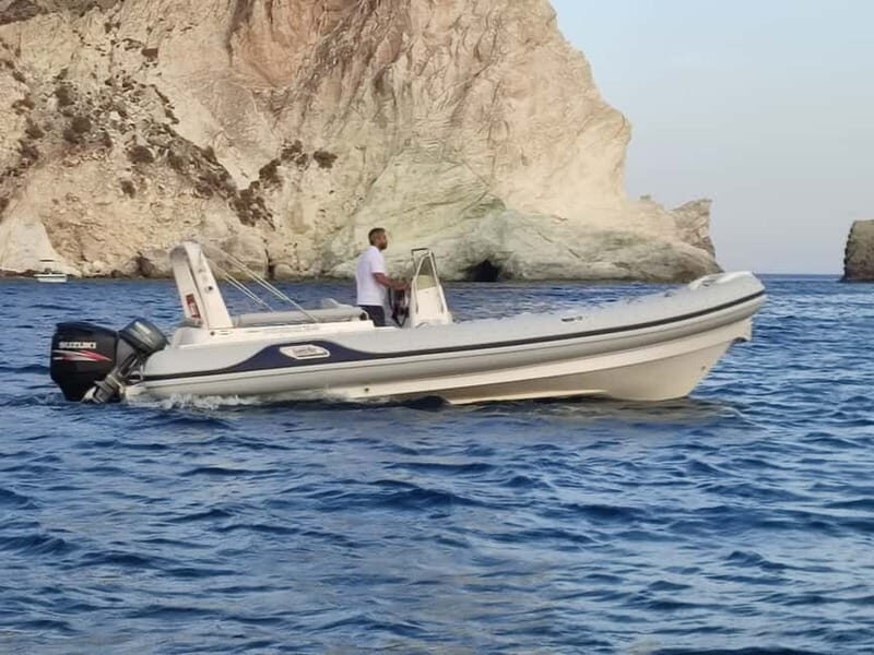 Private 5hrs Cruise with stop for lunch,dinner in Thirasia - The Experience: A Day on the Water in Santorini