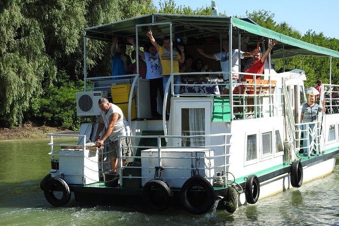 Private 6-7h Classic Boat Tour - Key Points