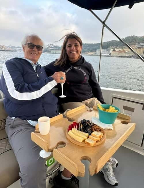 Private 6 Bridges Cruise in Porto with Optional Sunset - Analyzing the Value