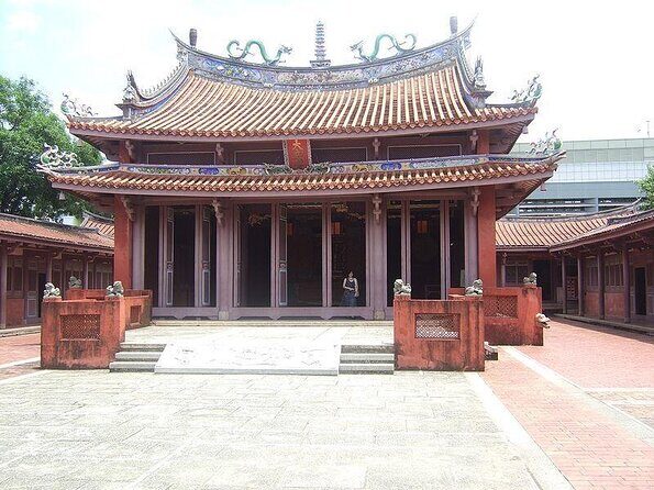 Private 6 Day Tour in South Taiwan - Frequently Asked Questions