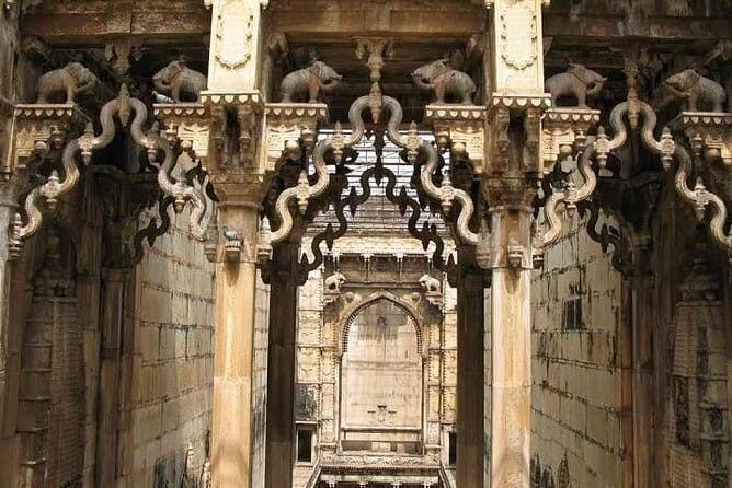 Private 6 Days Stepwell Tour in Rajasthan with Ranthambore Wildlife Safari - Key Points