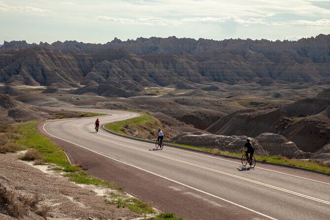 Private 6 Hours Badlands National Park E-Bike Activity - An Introduction to the Experience