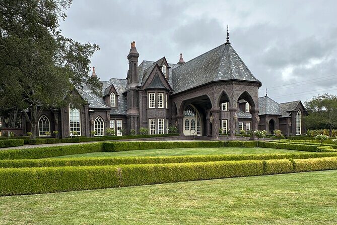 Private 6hr Wine Tour with Priority Wine Pass 2-for-1 Tastings - Key Points