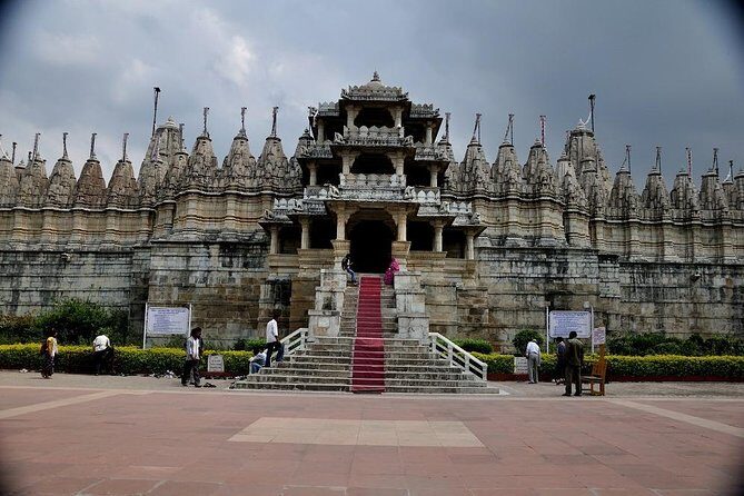 Private 7 Days Heritage Tour of Jaipur Jodhpur Udaipur - The Charm of Udaipur: The City of Lakes