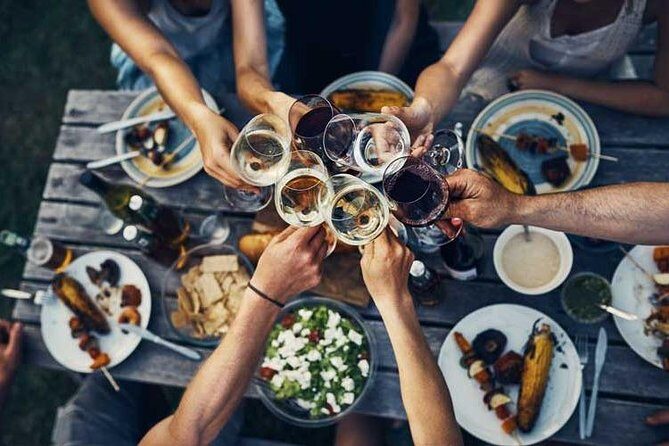 PRIVATE (7 hours) Budapest and Szentendre city tour with lunch and winetasting - An In-Depth Look at the Tour Experience