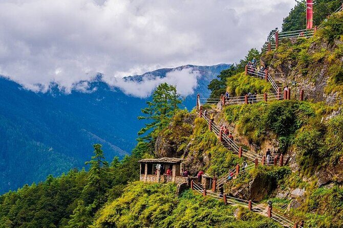 Private 8 Days Best Bhutan Tour with Exclusive Guide and Car - Who Is This Tour Best For?