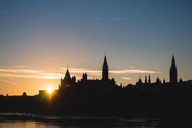 Private 8-hour Tour to Ottawa from Montreal - Hotel pick up and drop off - The Journey Starts in Montreal