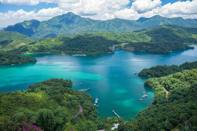 Private 9-Hour Sun Moon Lake Leisure Tour from Taichung ()! - Who Should Consider This Tour?