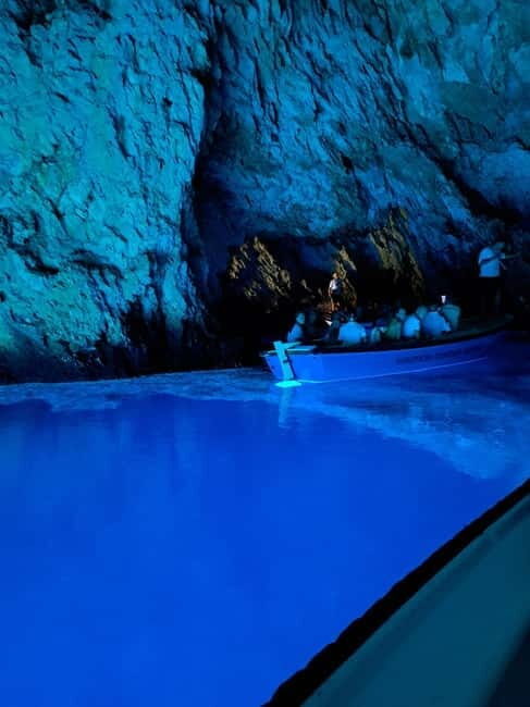 Private Adventure: 6 Islands & Blue Cave Boat Tour - A Scenic Journey Through Croatia’s Coastal Gems