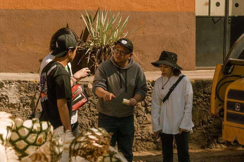 Private Adventure to Tequila and el Cascahuin Distillery - Refreshing Stop at Cantaritos El Güero