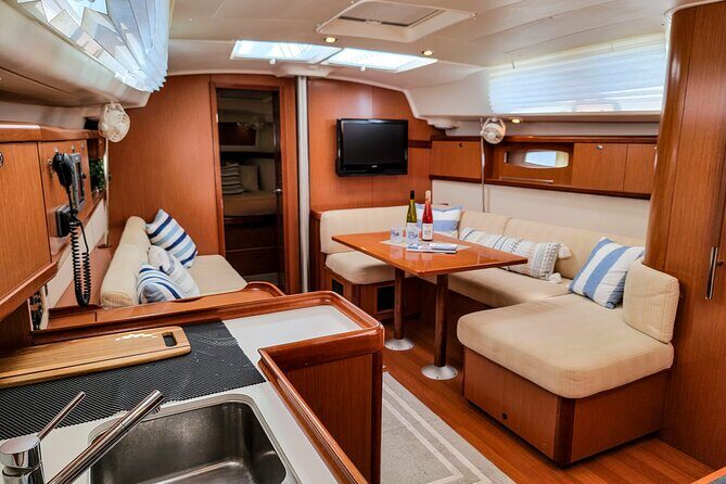 Private Afternoon Sailing/Dolphin & History Tour on 43ft Mystique - The Sum Up