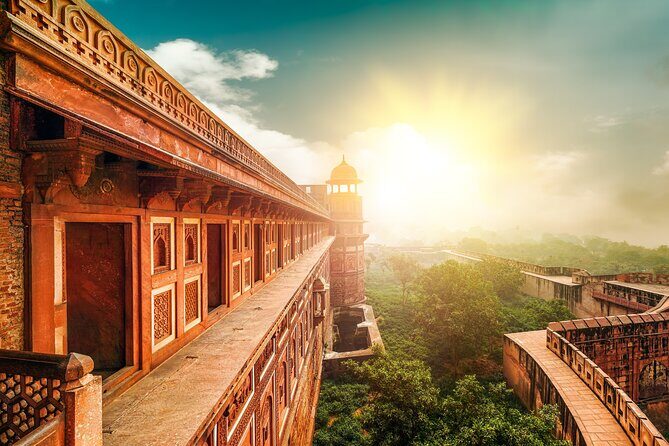 Private Agra Local Sightseeing Tour with Sunrise view of Tajmahal - The Experience and Its Value