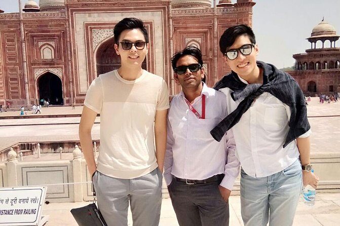 Private Agra Tour: Taj Mahal, Baby Taj & Lunch from Delhi by Car - A Luxury Lunch at a 5-Star Hotel