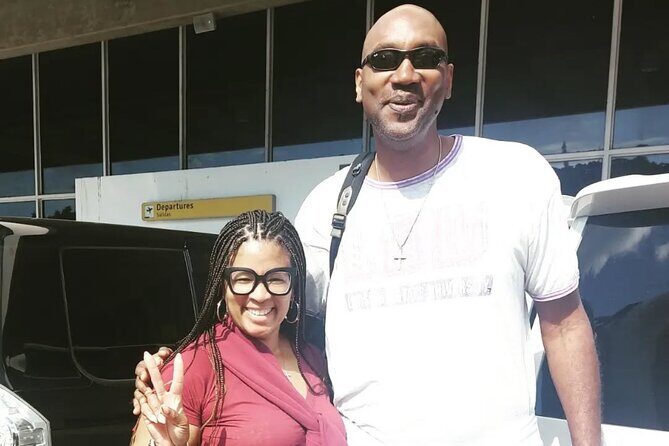 Private Airport escort to and from Montego Bay hotels round-trip - FAQs