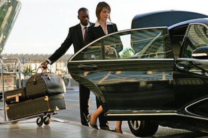 Private Airport To Sigiriya Transfers - FAQs