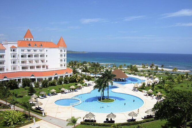 Private Airport Transfer to Bahia Principe Grand Jamaica - Introduction