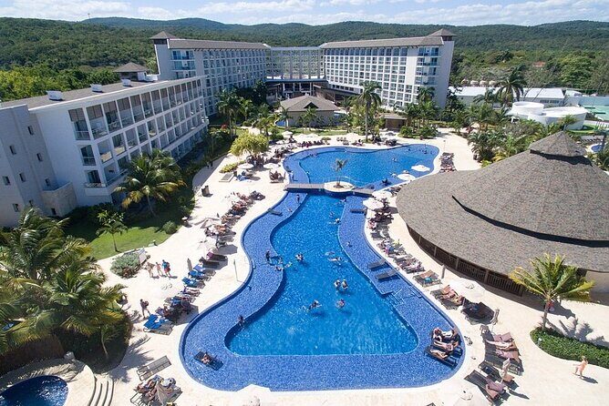 Private Airport Transfer to Hideaway at Royalton Blue Water - Introduction: A Smooth Start to Your Jamaican Vacation