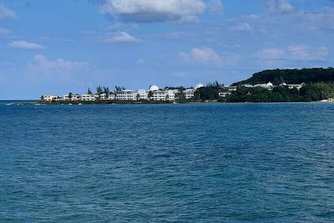 Private Airport Transfer to Hotels and Airbnb in Negril - Final Thoughts