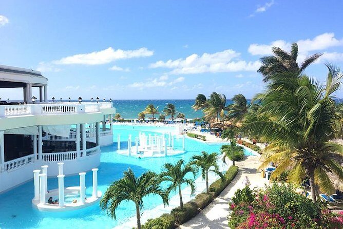 Private Airport Transfer to Lady Hamilton and Grand Palladium - The Experience: What to Expect