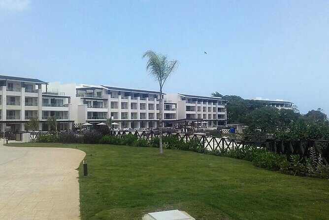 Private Airport Transfer to Royalton Negril Resort - Introduction: A Smooth Start to Your Jamaican Vacation