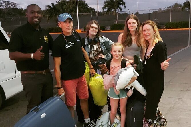 Private Airport Transfers to Antigua and Barbuda - FAQ