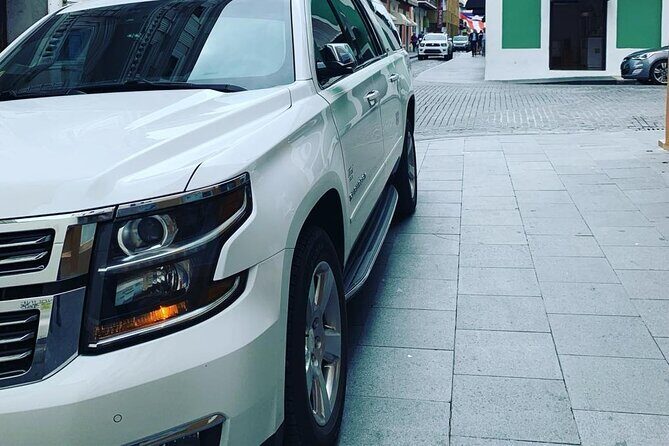 Private Airport Transfers to Ceiba Ferry Terminal and Airport - Key Points