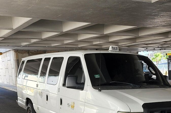 Private Airport Transfers to Ceiba Ferry Terminal and Airport - Who is this transfer best for?