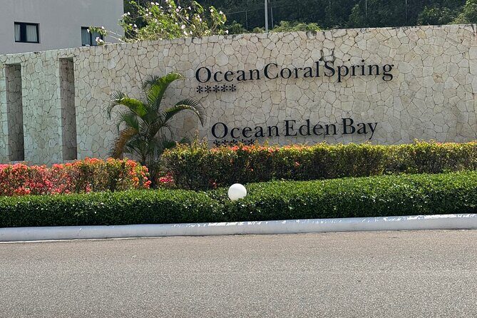 Private Airport Transfers To Or From All Falmouth Trelawny Hotels - Introduction