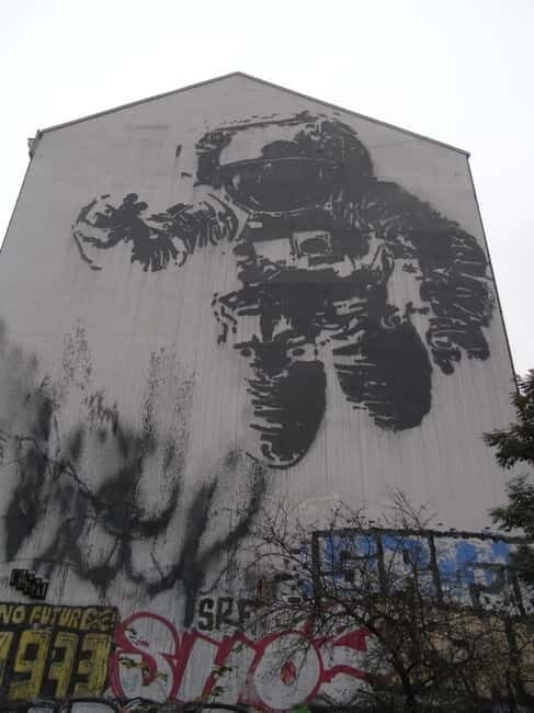 Private Alternative Berlin Tour -Murals, Graffiti and Squats - Key Points