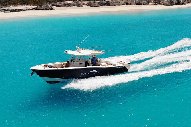 Private and Customizable Half day Boat Experience to Caicos cays - Key Points