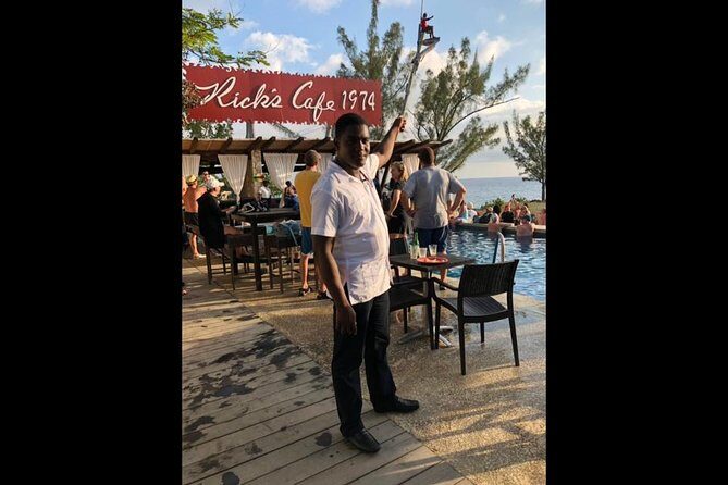 Private and Customized Tour to Negril From Montego Bay - Key Points