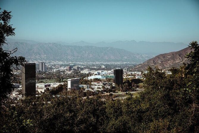 Private and Exclusive 3 hours Beverly Hills Tour in Hollywood - What Reviewers Love