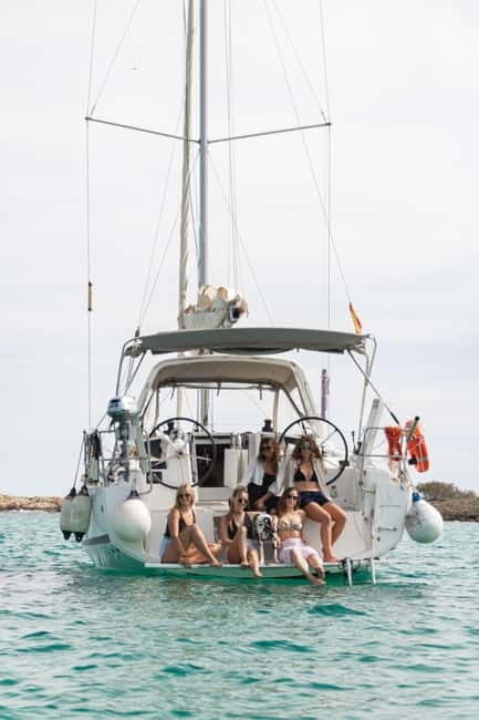 Private and exclusive sailboat in the Bay of Palma and surroundings - Authentic Experiences and Authentic Feedback