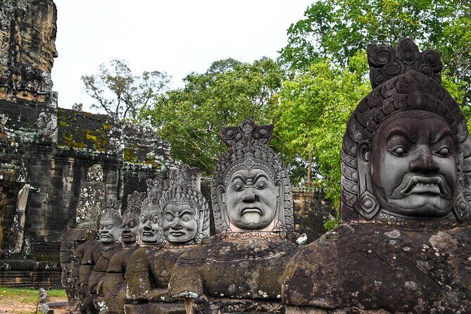 Private Angkor Sunrise Bike Tour Supported By Minivan - Who Is This Tour Best For?