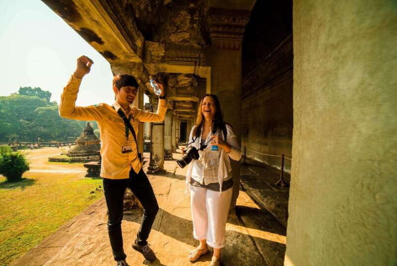Private Angkor Sunrise, Guide Breakfast and Tuktuk included - The Day Unfolds: What to Expect on This Tour