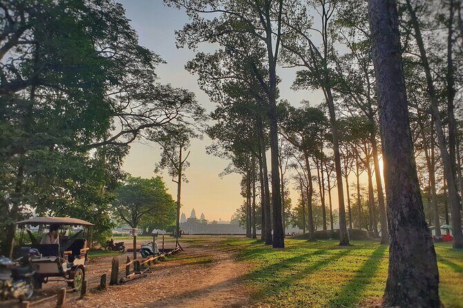 Private Angkor Sunrise & Major Temples Tour by English Speaking SUV Car Driver - The Experience in Detail