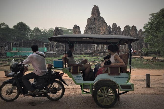 Private Angkor Wat Private Sunrise VIP private Tour - The Journey Begins: From Dawn to Ancient Temples