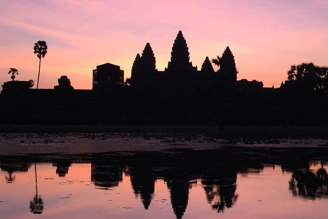 Private Angkor Wat Private Sunrise VIP private Tour - Exploring the Main Temples of Angkor
