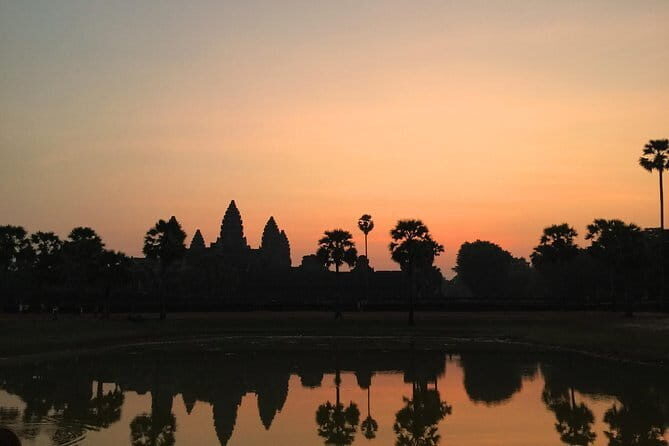Private Angkor Wat sunrise less crowded temples - Key Points